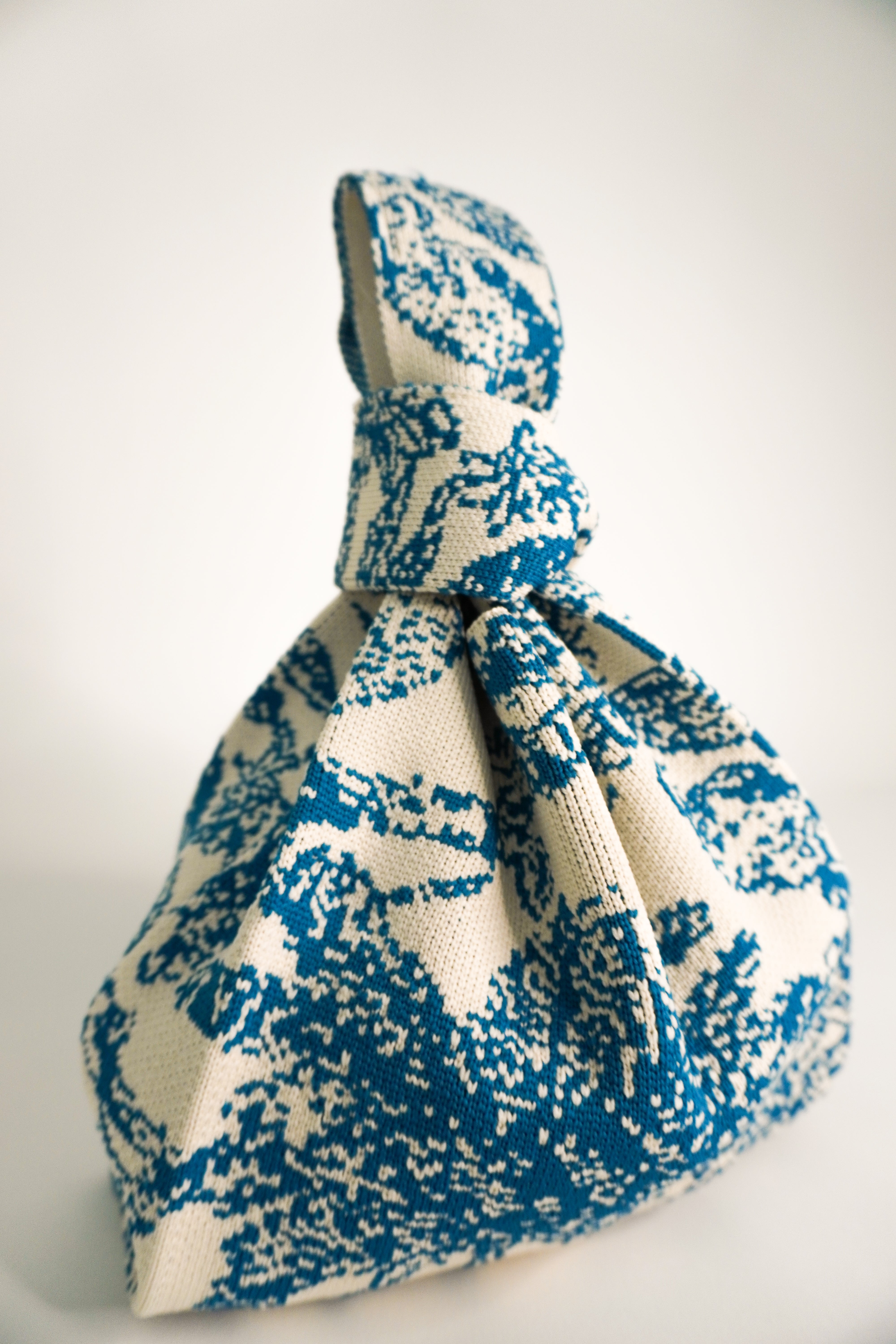 Small Knot Bags
